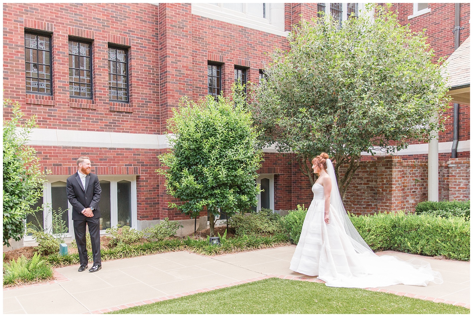 Elizabeth & Jeff | Dunham Chapel Baton Rouge Wedding | Renee Lorio ...