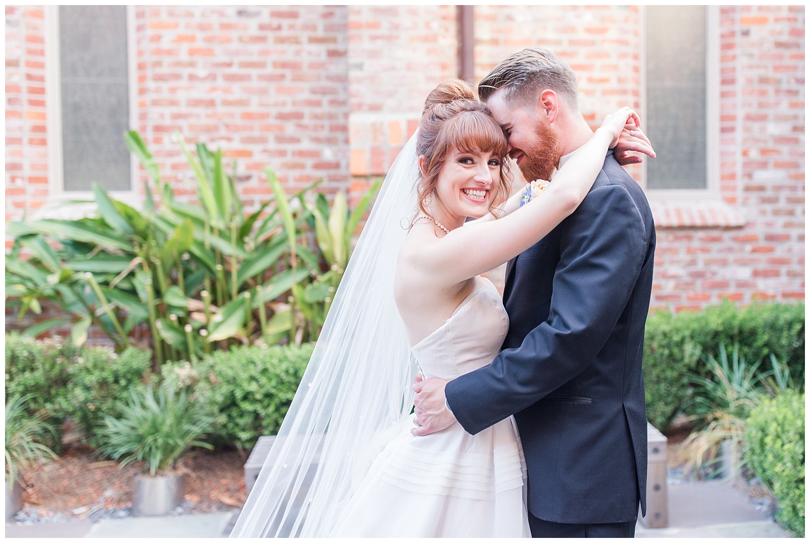 Elizabeth & Jeff | Dunham Chapel Baton Rouge Wedding | Renee Lorio ...