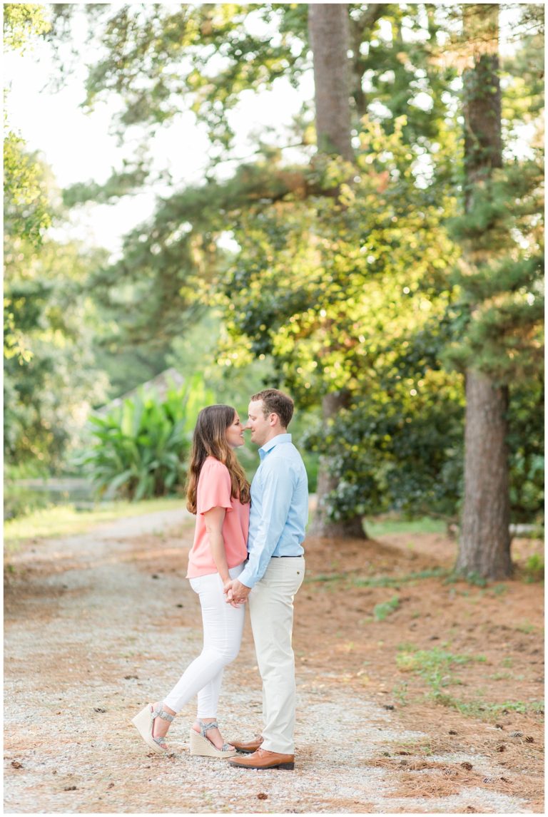 Kaylyn & Garrett | LSU AgCenter Botanic Gardens Engagement Session ...