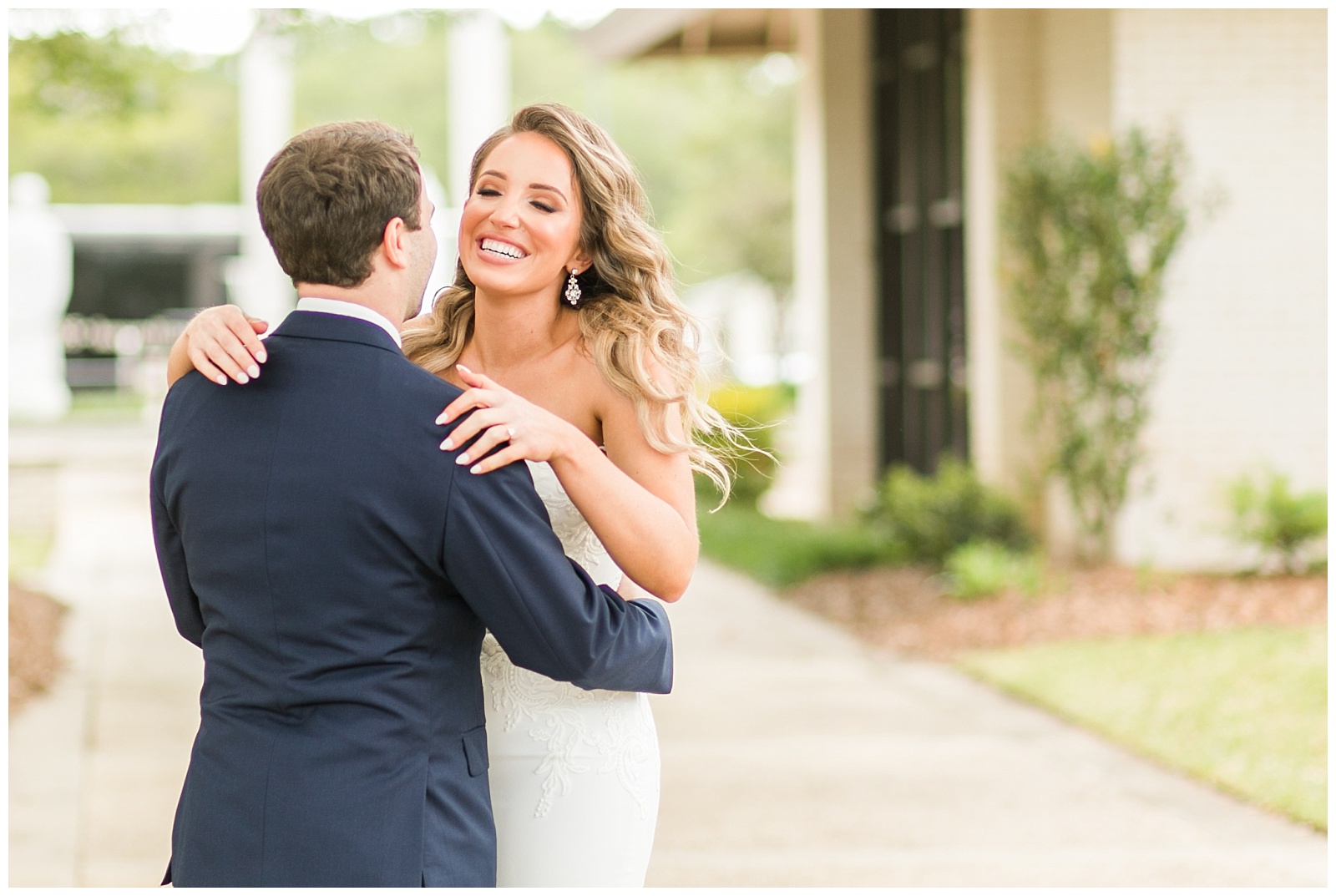 Maegan & Drew | Pale Blue Spring Wedding at the LSU Botanic Gardens ...