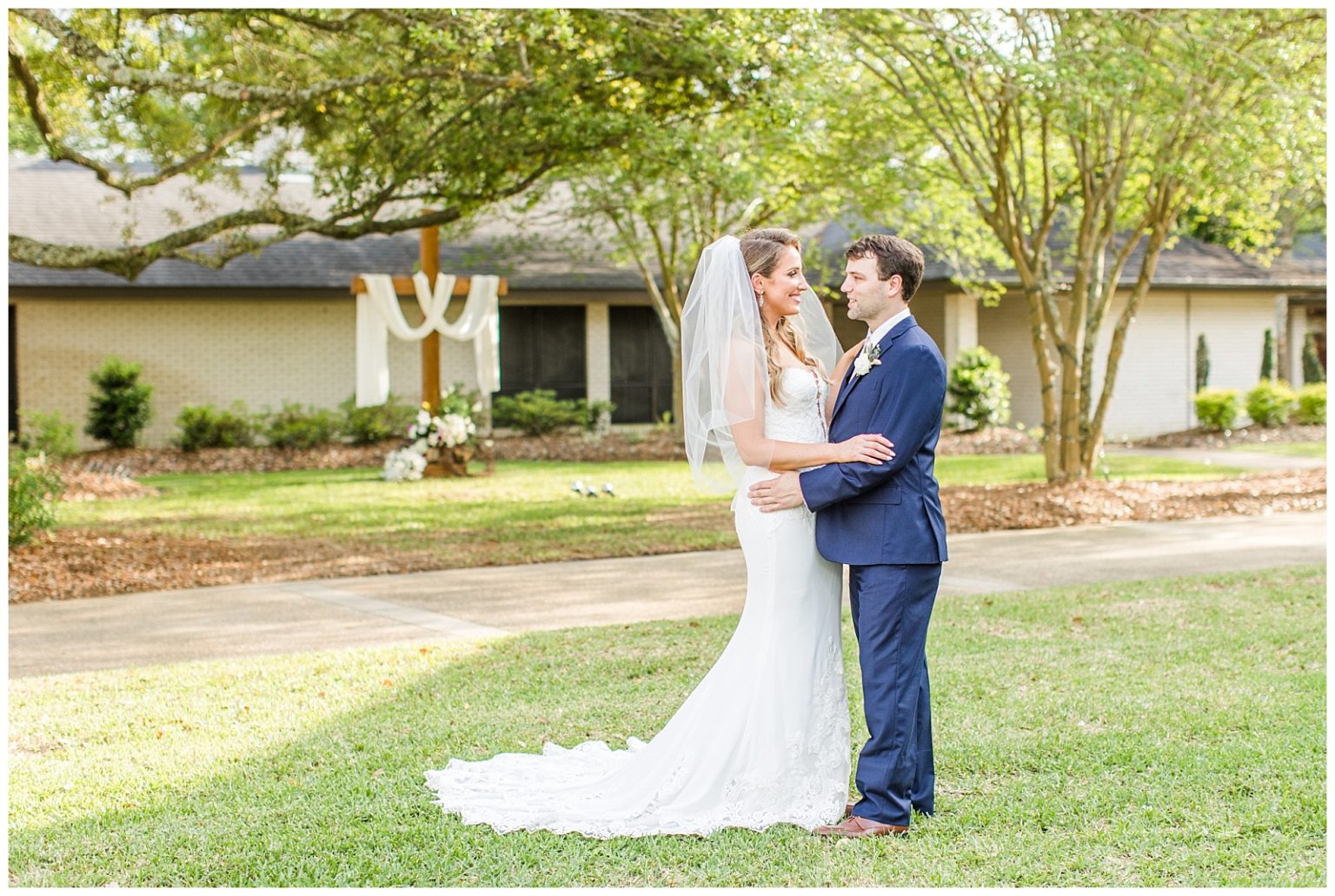 Maegan & Drew | Pale Blue Spring Wedding at the LSU Botanic Gardens ...