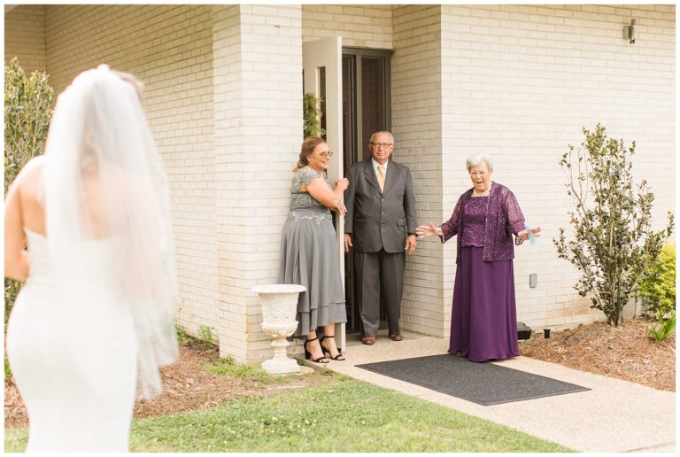 Maegan & Drew | Pale Blue Spring Wedding at the LSU Botanic Gardens ...