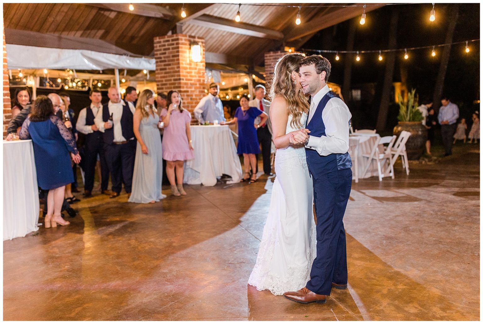 Maegan & Drew | Pale Blue Spring Wedding at the LSU Botanic Gardens ...
