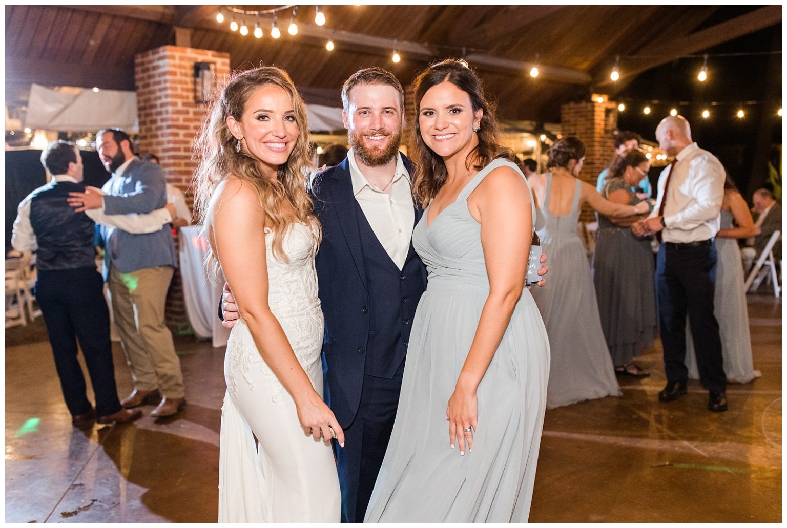 Maegan & Drew | Pale Blue Spring Wedding at the LSU Botanic Gardens ...