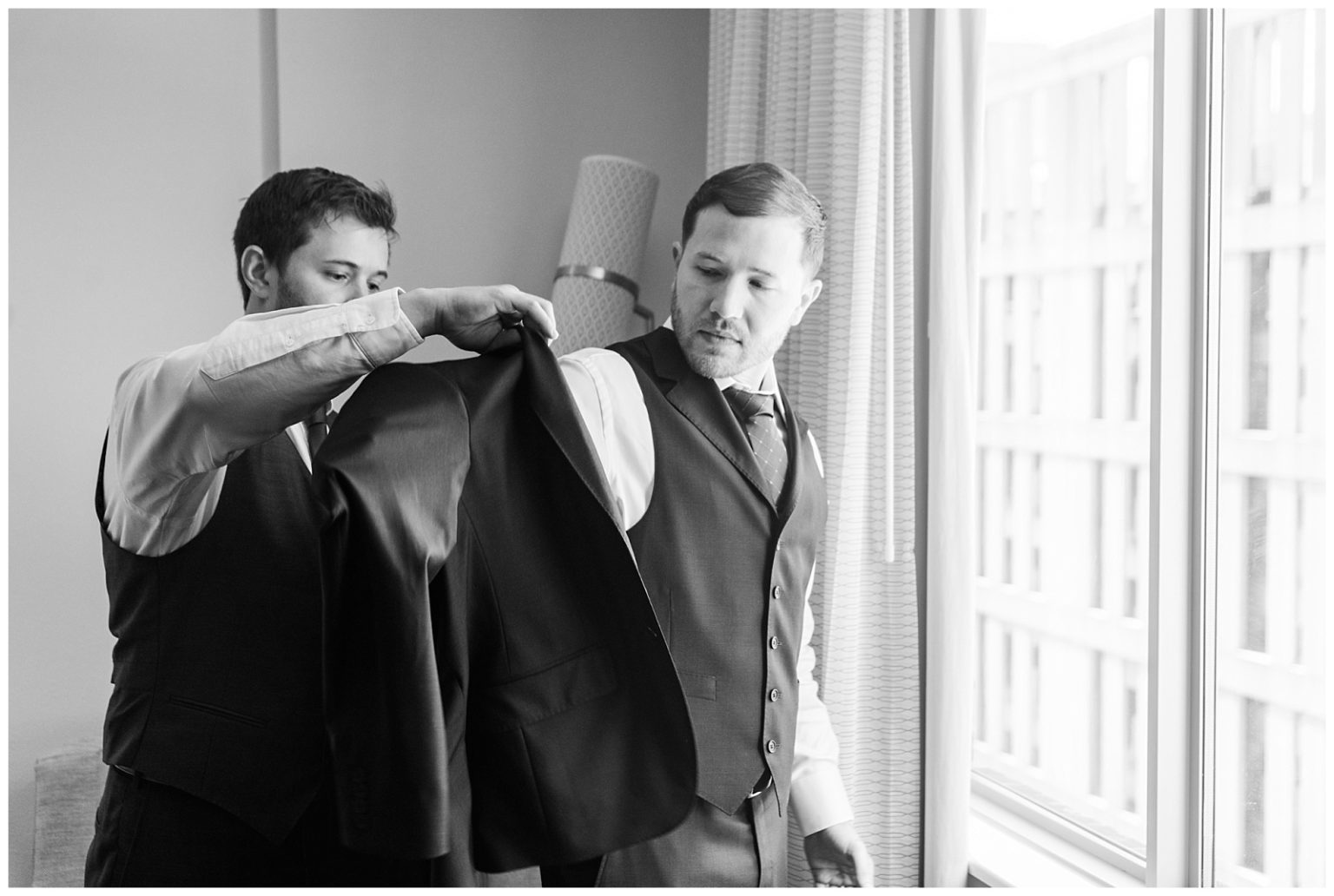 Dawn & Gary | A Green and Gold Downtown Baton Rouge Wedding | Renee ...