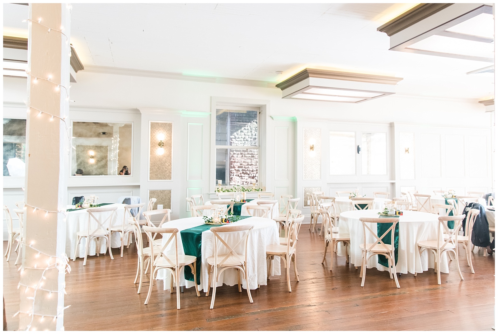 Dawn & Gary | A Green and Gold Downtown Baton Rouge Wedding | Renee ...