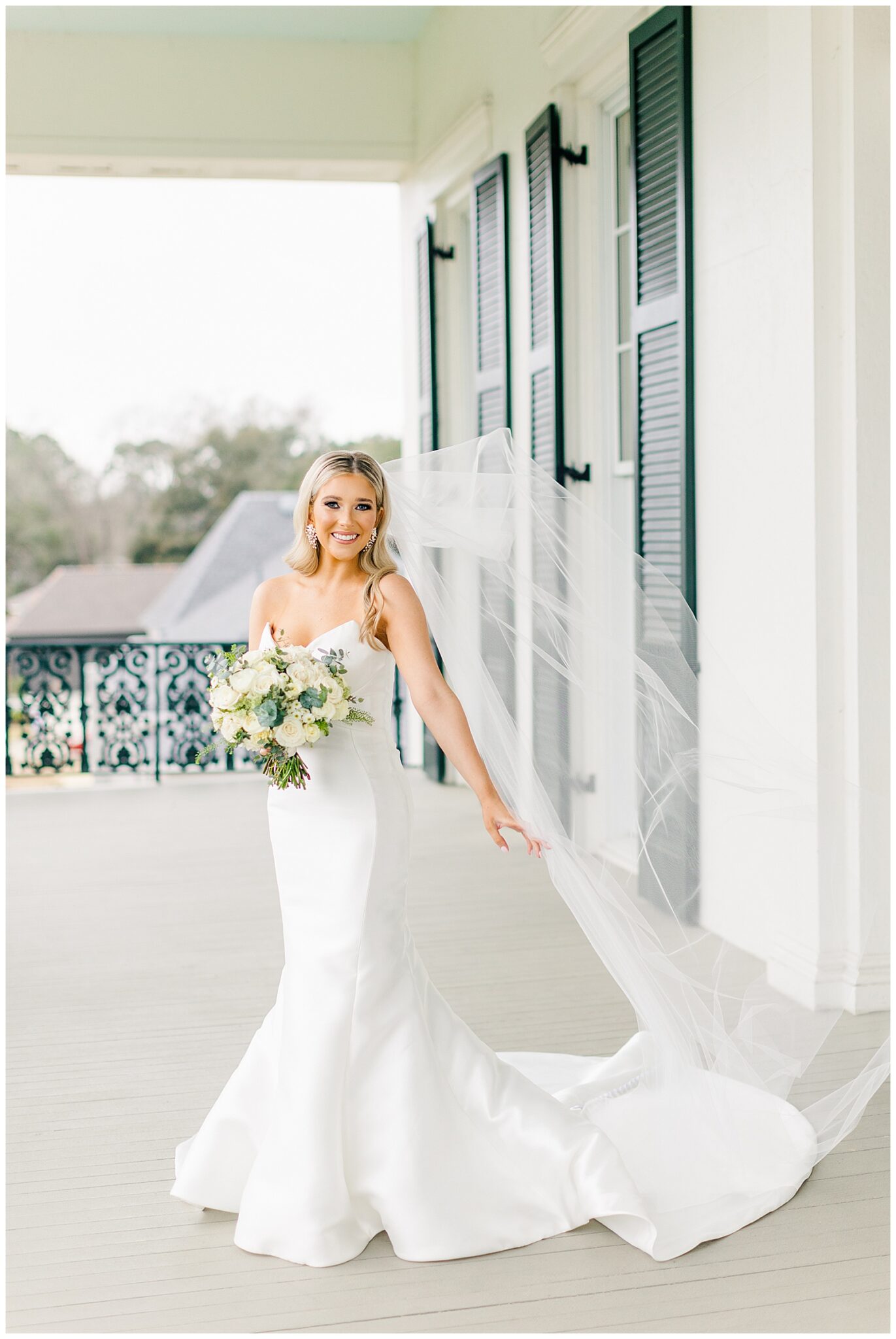 Erin | Gilmour Baton Rouge Bridal Session | Renee Lorio Photography